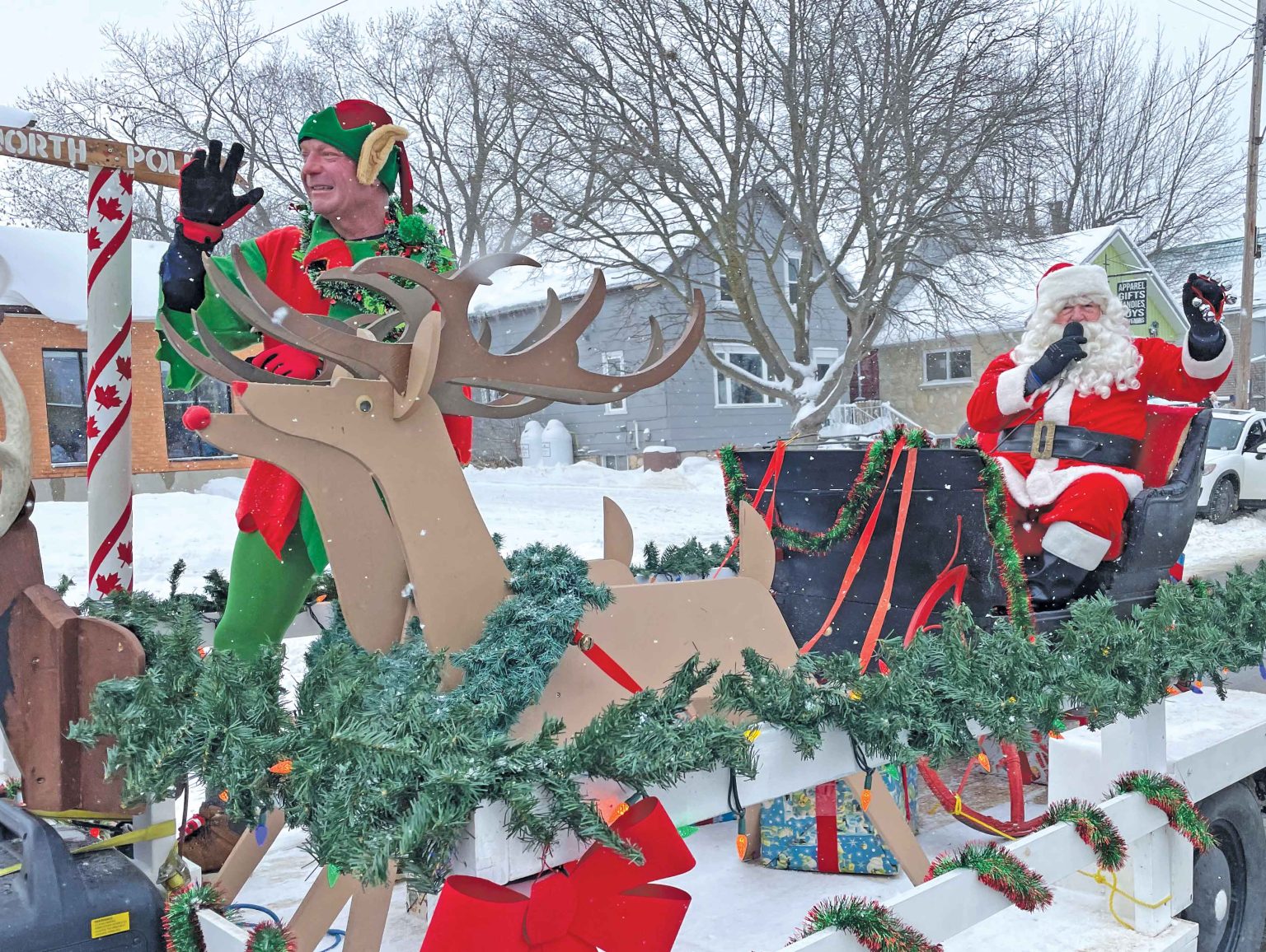Picture Perfect Day For Lion’s Head Santa Claus Parade - Bruce ...