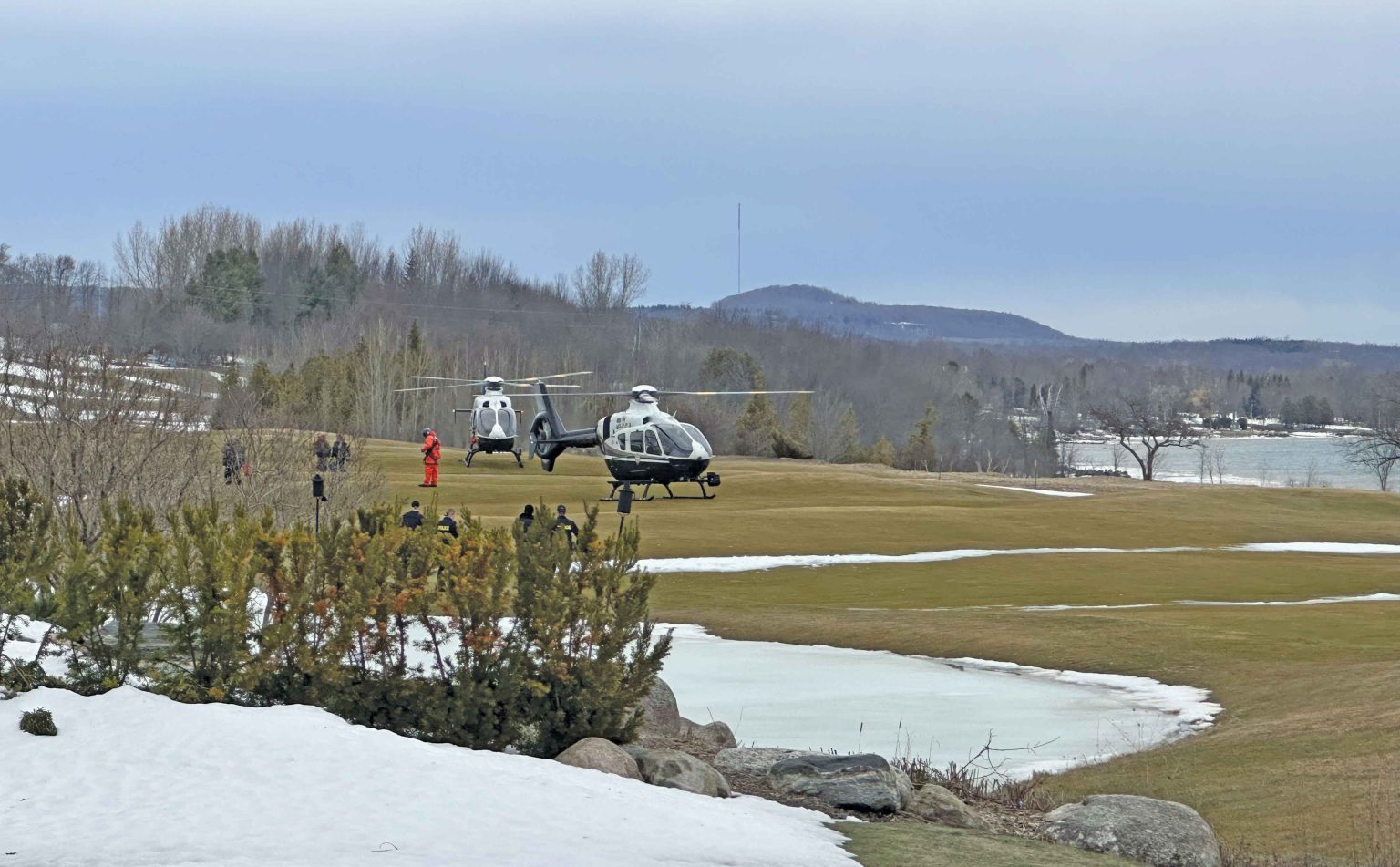OPP Rescue 23 People After Ice Floe Breaks Off Near Owen Sound - Bruce ...